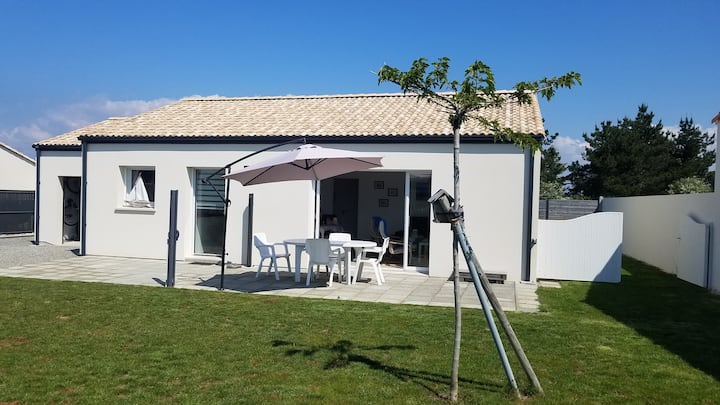 Maison Lumineuse Proche Plage De Joalland - Préfailles