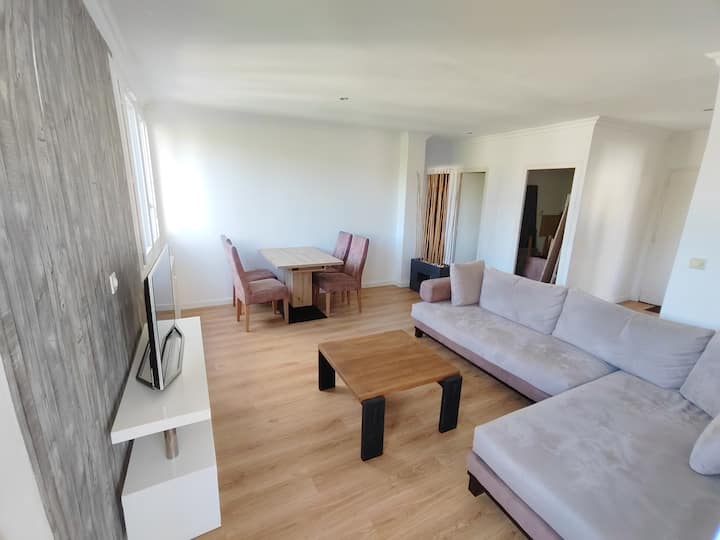 Appartement T4 De 72 M² - Nantes