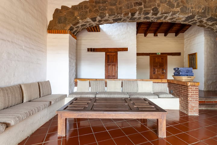 Las Pontigas Tepoztlan 6800  Jardin, Alberca - Tepoztlán