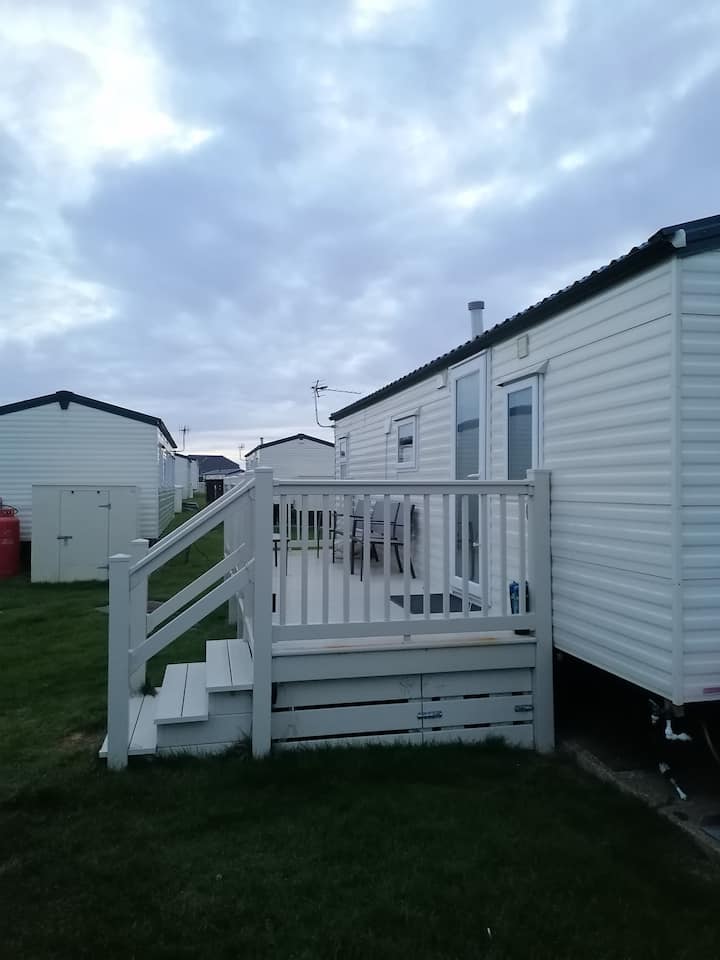 Enjoy A Beautiful Holiday. - Selsey