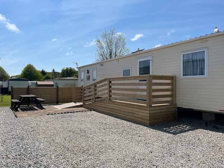 E28 Fully Accessible Caravan - Lostwithiel