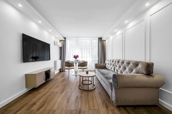 Warsaw Centrum Apartment - Workspace, Balcony - Varšava