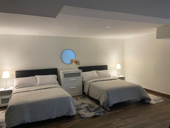 Cozy Studio Apartment - 마크험