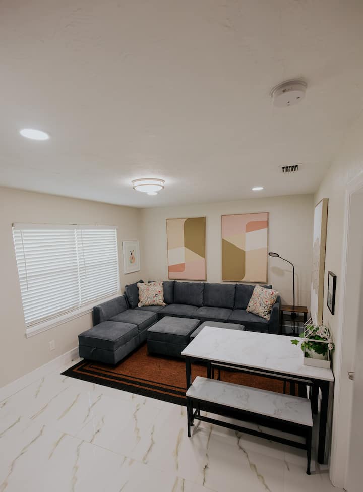 5 Min To Beach,  Best Food, Nightlife, Las Olas! - Fort Lauderdale, FL
