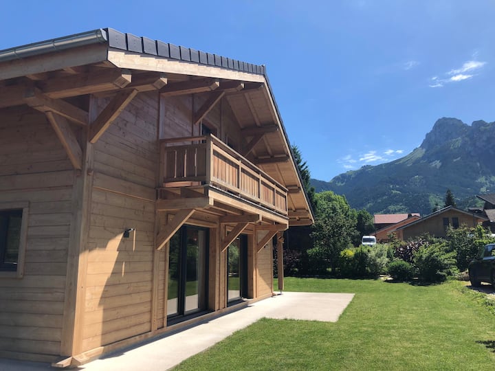 Chalet à Bernex, Entre Lac Et Montagne - Bernex
