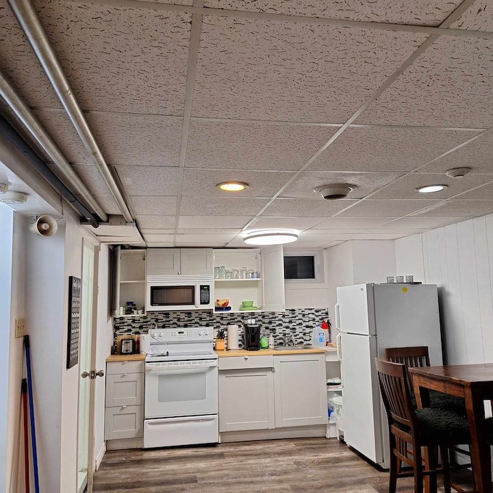 Full House - Cape Breton Island