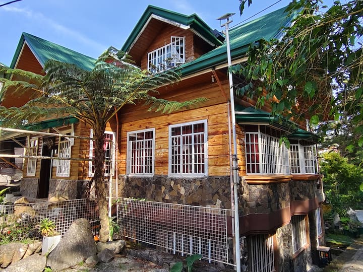 House With Starlink Wifi And Bonfire - Sagada