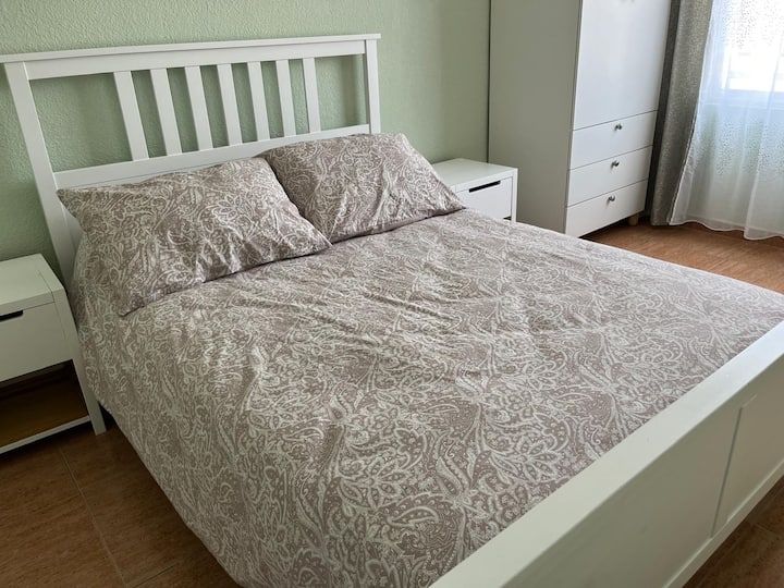 Habitación Doble / Opción Triple Con A/ac - Aspe