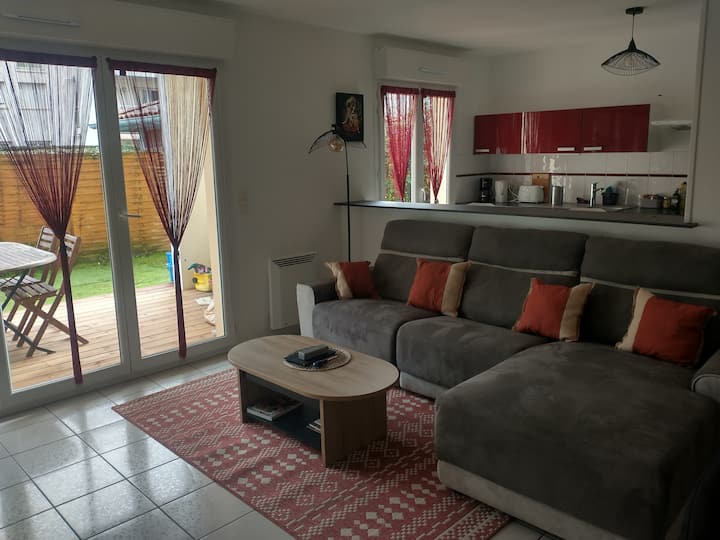 Appartement Spacieux Avec Terrasse Et Jardinet - Tarnos