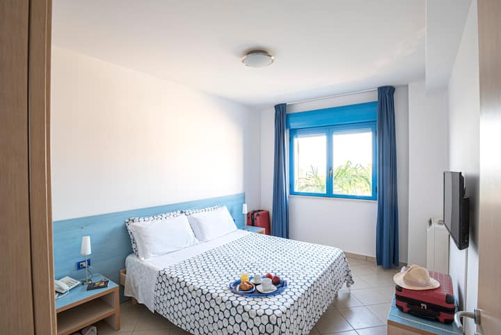 Camera Quadrupla B&b - Sant'Agata di Militello