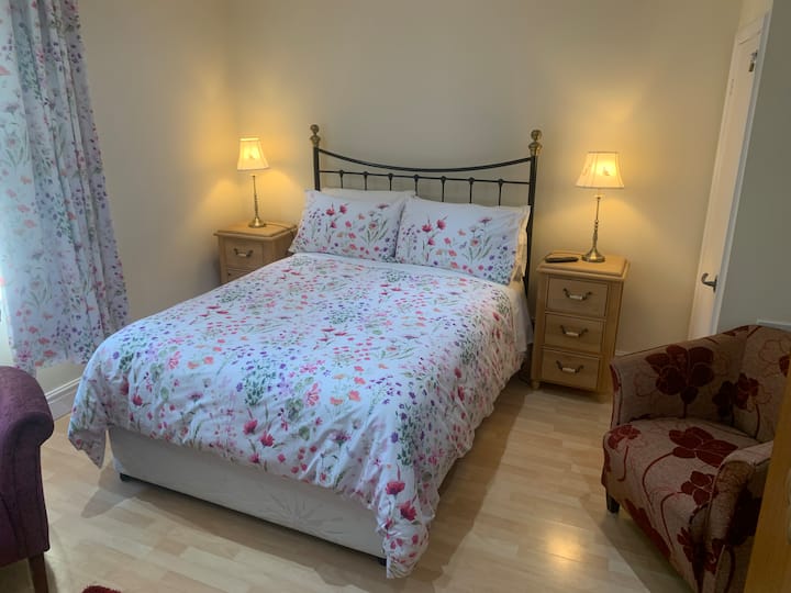 Room Only Accommodation. - Pooley Bridge