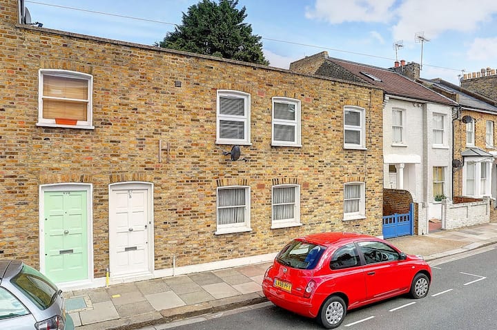 London Central Apartment - Earls Court