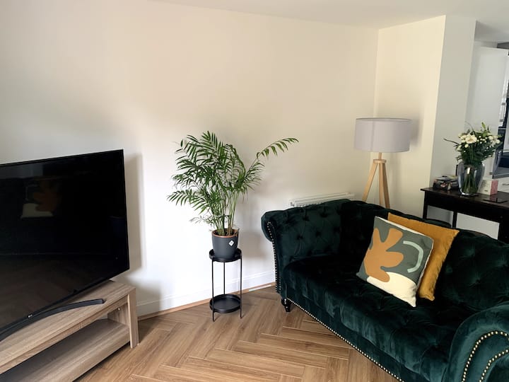 Stylish 2-bed Home, Free Parking In Beverley - 비벌리