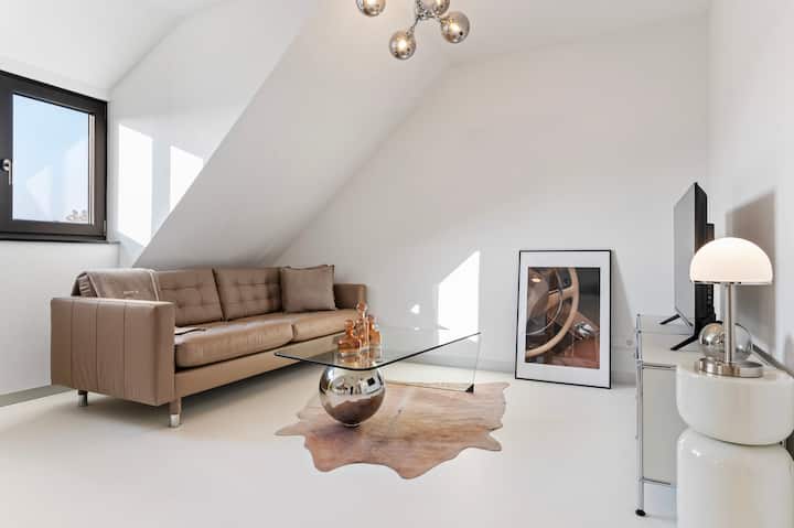 Stuttgart Lux Living |Stylish Living In The Center - Stuttgart