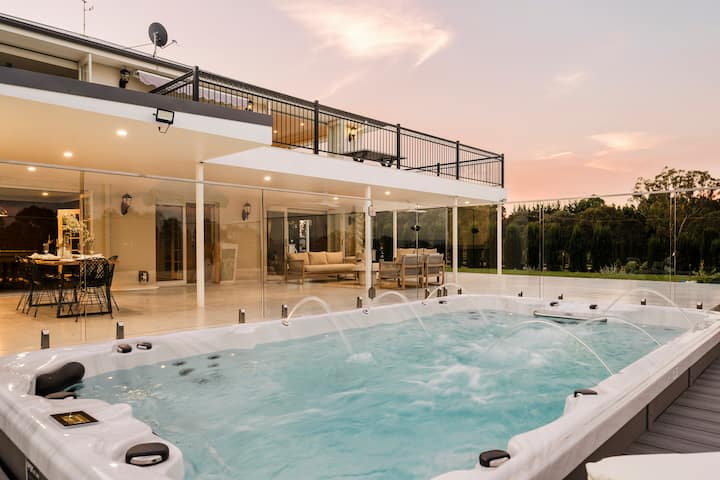 Delaware Corporate Retreat - Bathurst