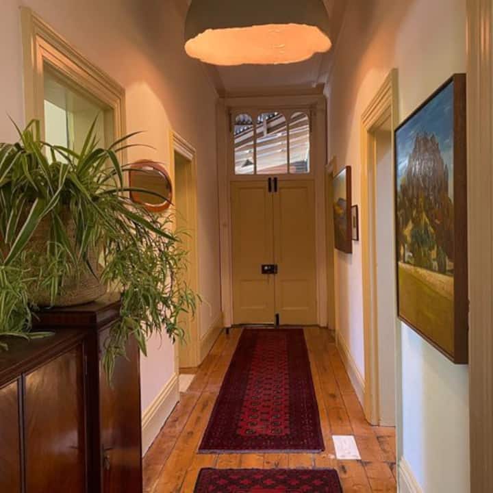 The Red Hill Residence - Guildford