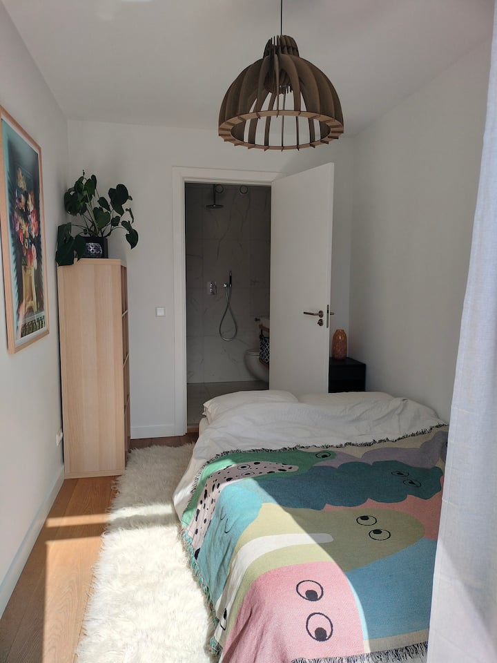 Cozy Room With Private Bath - Amsterdam