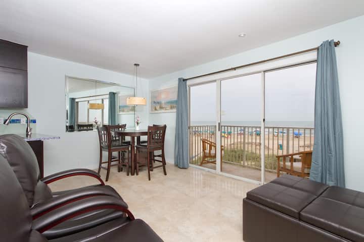 Luxurious Beachfront Condo With Stunning Views - South Padre Island, TX