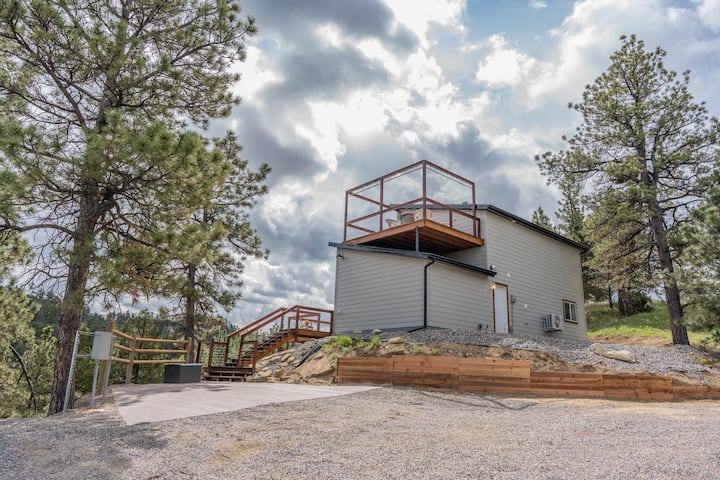 Farmhouse Cottage @ Old Pine Retreats - Montana