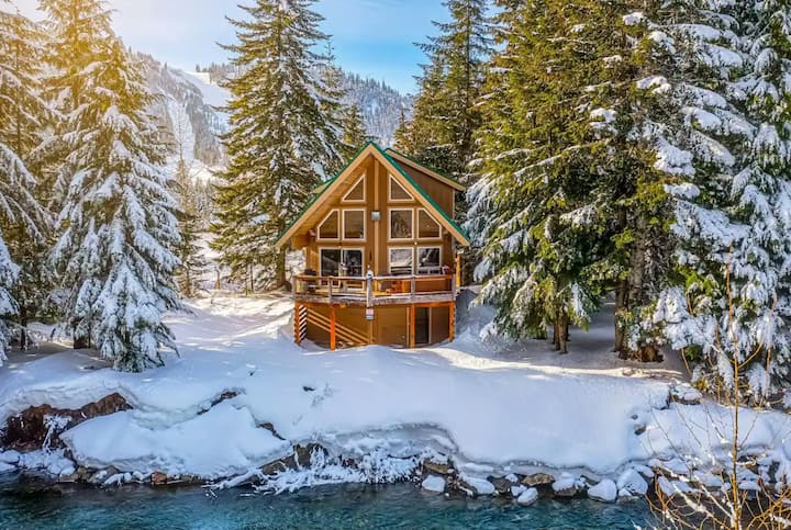 Walk To Hiking Trails~arcadegame Room~hottub~sauna - Snoqualmie Pass, WA