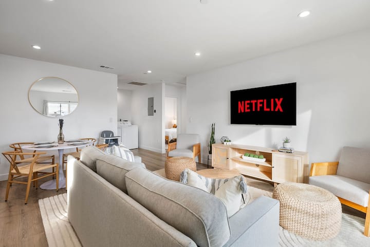 Luxe Modern 3 Bedroom South Bay - Torrance, CA