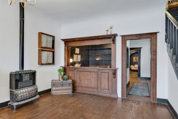 Charming Room 6 In Az's Oldest Hotel On Rte 66! - Williams, AZ