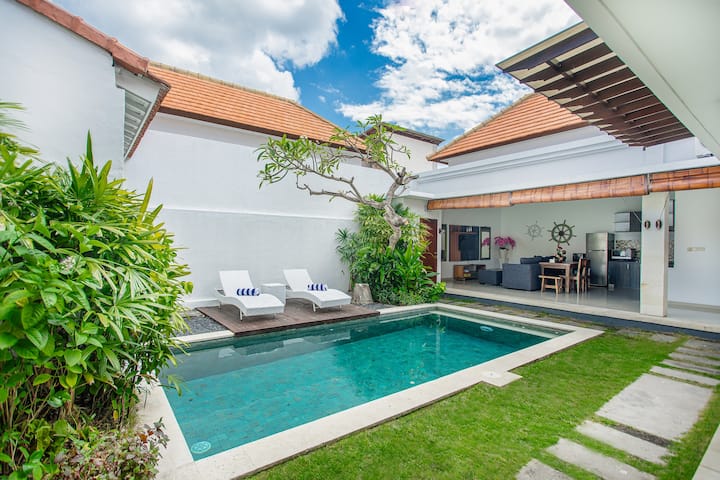 2 Br Private Pool Villa Seminyak Near Sunset Beach - Kuta