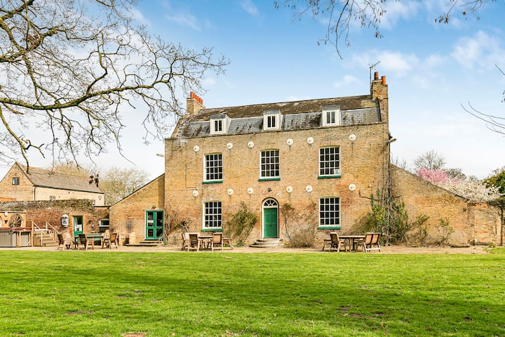 Lode Hall - Norfolk