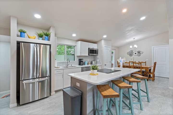 Trailhouse: Spacious | Game Room | Bike Friendly - Bella Vista, AR