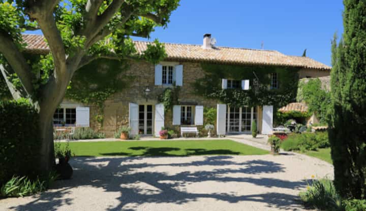 La Magnanerie Robion 4* Luberon - L'Isle-sur-la-Sorgue
