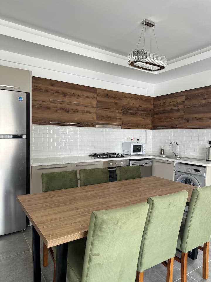 Новая квартира в центре Гирне - Girne