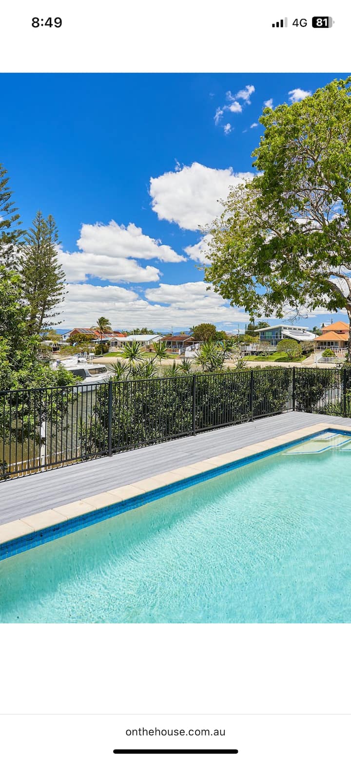 Waterfront Private
 House Broadbeach 12 Guests - Broadbeach