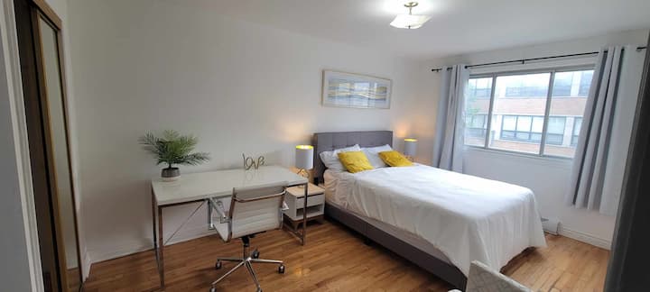 Big Room In A Beautiful 5 1/2 - Montreal