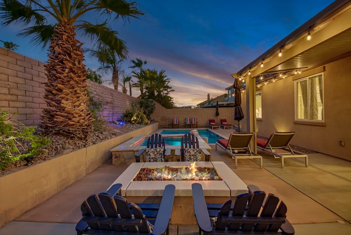 Lakeview Retreat W/pool, Game Room & Putting Green - Coachella, CA