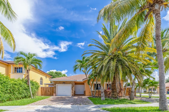 Cozy House Near The Florida Keys - Homestead, FL