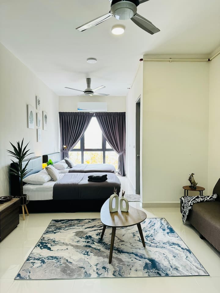 2 Queen Suite Kotawarisansepang Klia, Free Wifi - Kuala Lumpur Airport (KUL)