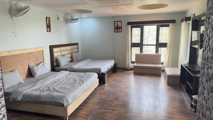 Hotel Prince Lake View - Mussoorie