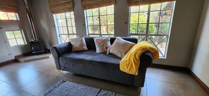 Cosy Room In A 4 Bedroom House - Brakpan