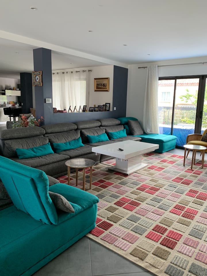 Villa Contemporaine Spacieuse à Juvignac - Montpellier