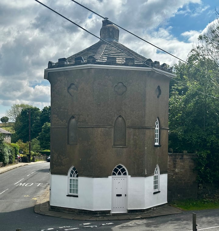 The Roundhouse, Ringinglow - Sheffield