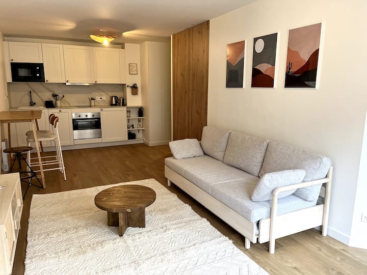 T2 Au Calme Place Mellinet Avec Parking/terrasse - Nantes