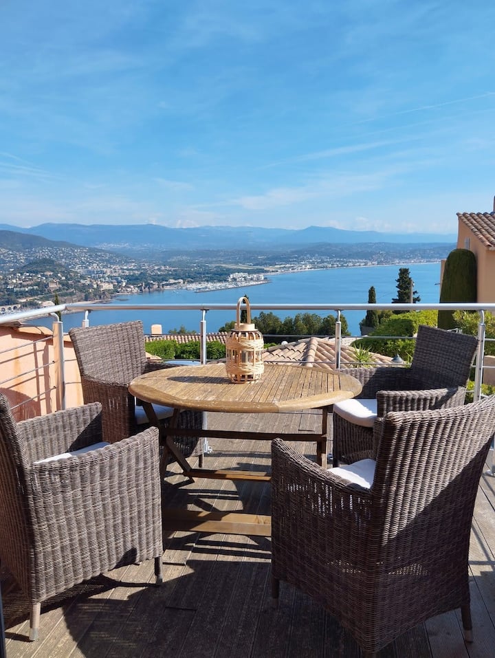 Villa Avec Magnifique Vue Mer - Plage de Théoule-sur-Mer