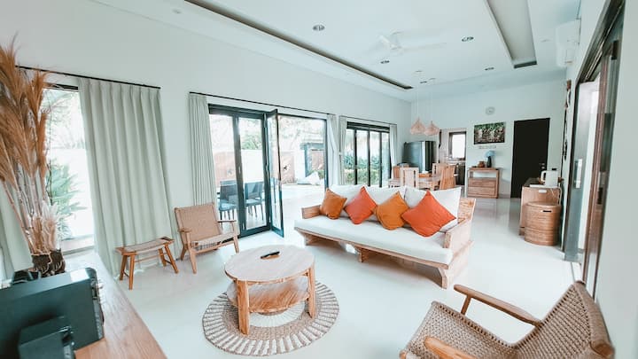 Comfy 4bdrms Pool Near Bali Airport - Sanur