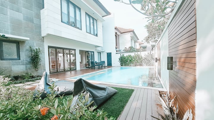 4 Br Big Spacious Villa Pool+kitchen In Kuta - Sanur