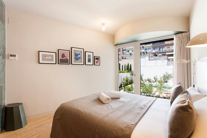 Duplex De Diseño Con Terraza Para Una Pareja - Barcelona