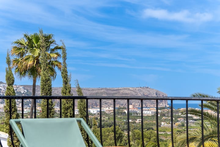 Beautiful Villa With Views! - Jávea