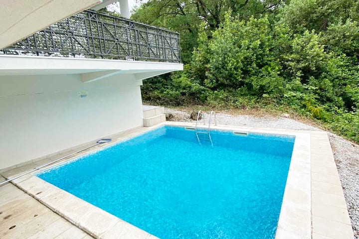 *Apartment With Splendid View* - Monténégro