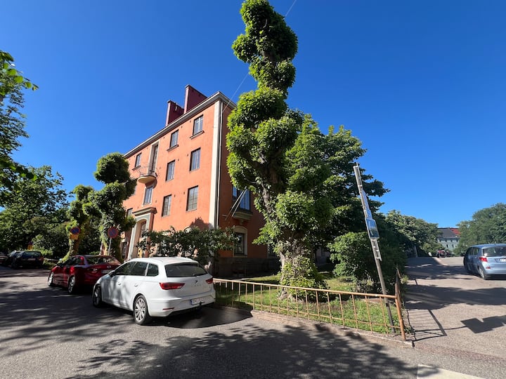 Cozy Kallio Studio Near Park & Local Hotspots - Helsinki
