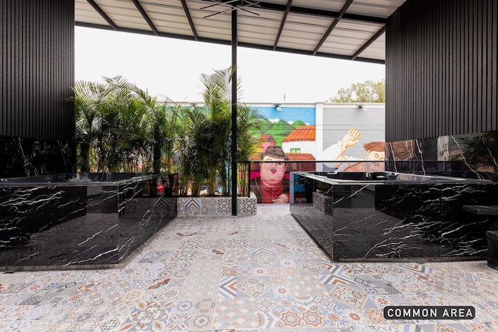 El Poblado Loft, Top Location, Fast Wifi, A/c 310 - 麥德林