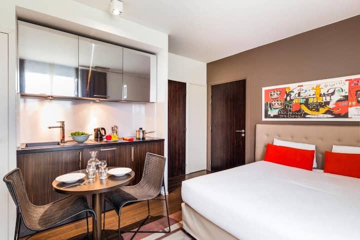 Deluxe Studio 2 Pax, A/c, Pool, 1 Min Disney Park - Serris